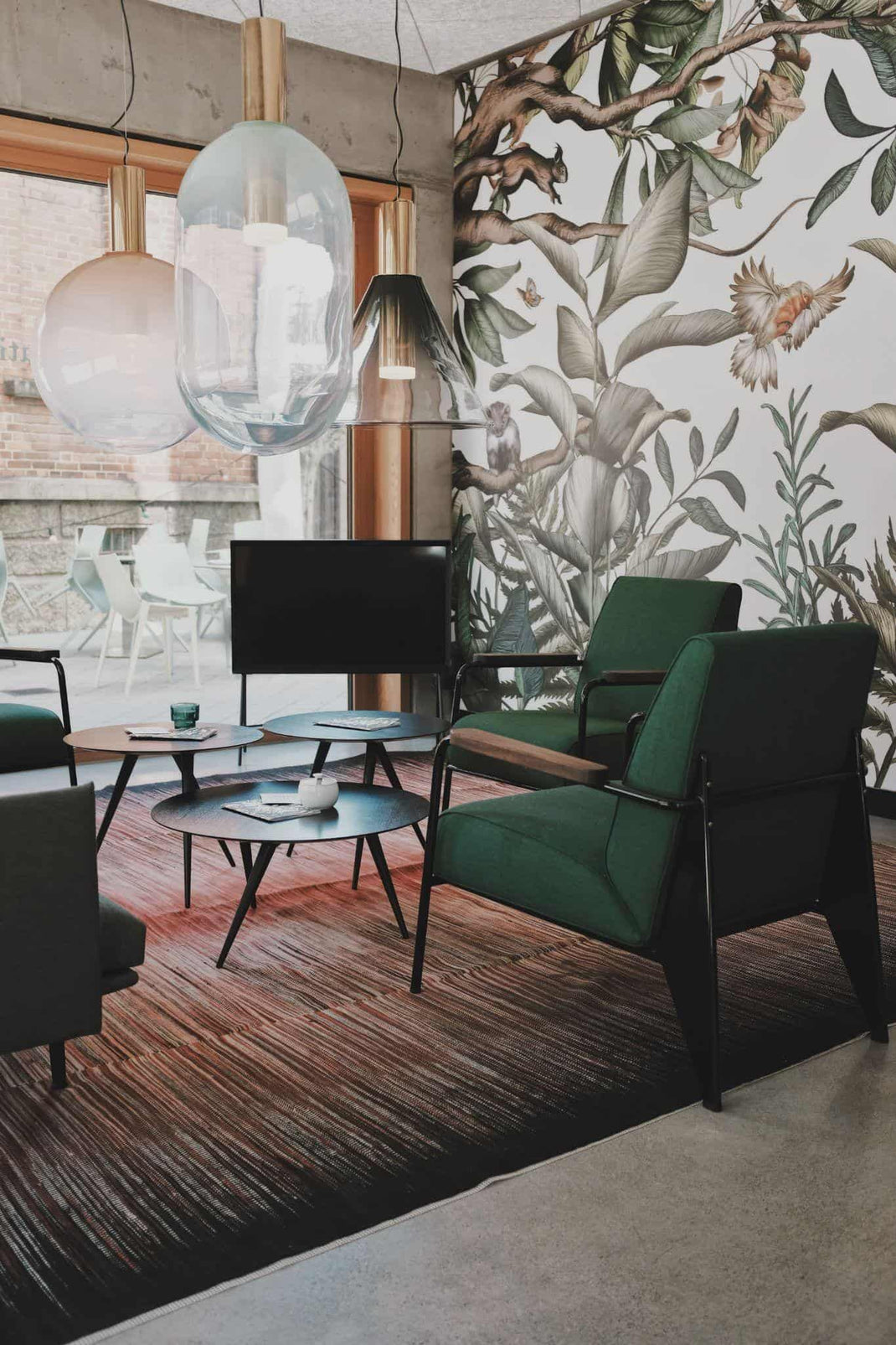 The Interesting History of Wallpaper